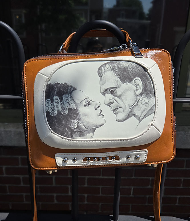 Frank & Bride Vintage TV X Bag by Comeco